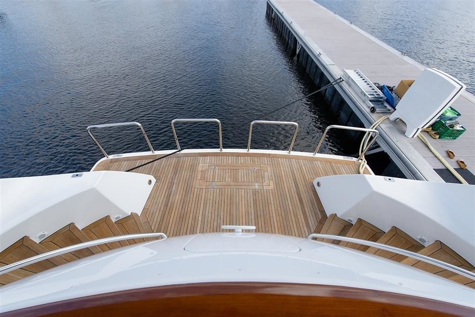 Yacht SOUTHERN STAR, Blue-Trend | CHARTERWORLD Luxury Superyacht Charters